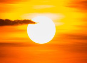 Hot weather and its impacts - Met Office